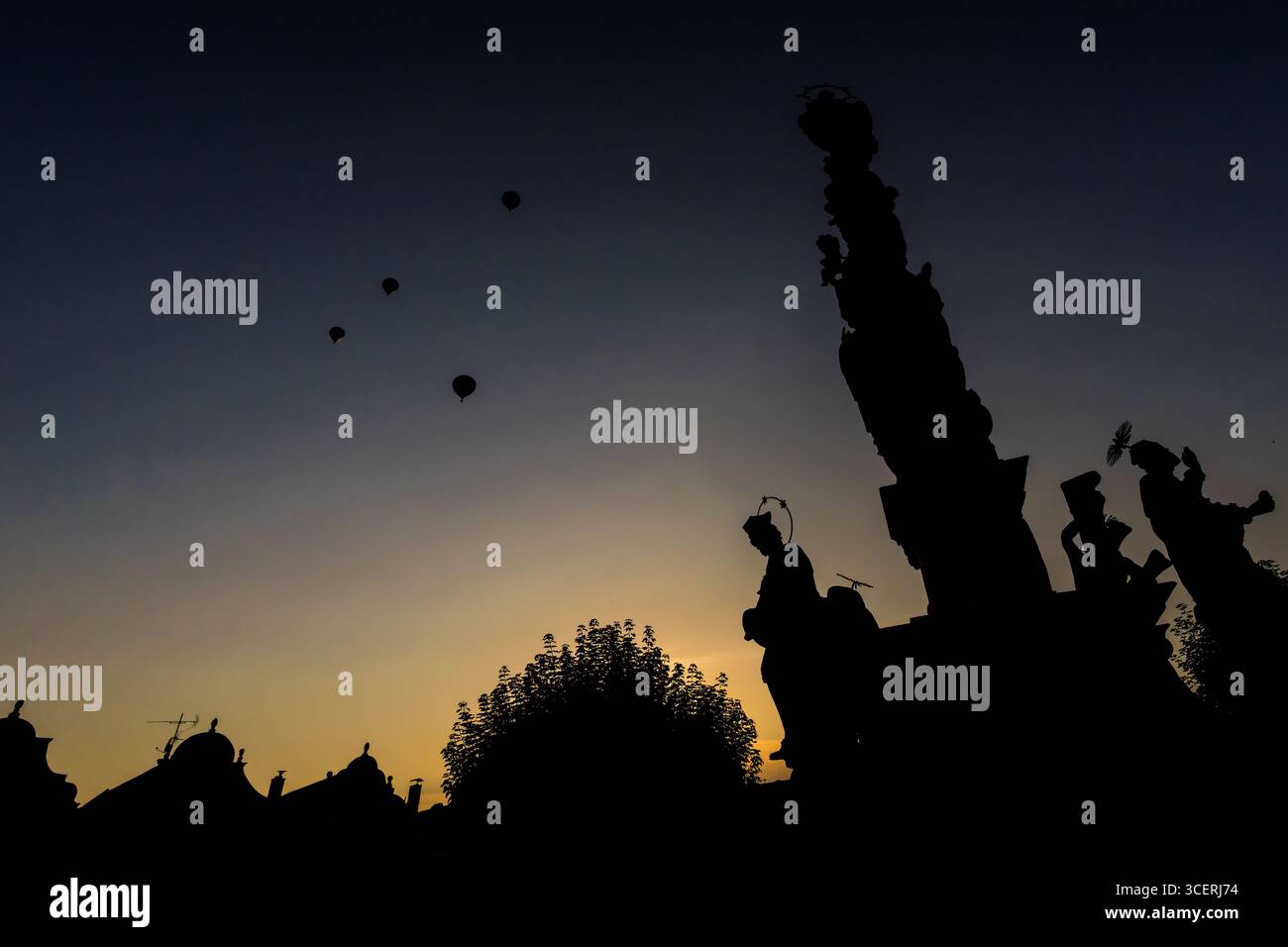 Mass launch of hot air balloons at the 29th Balloons Above Telc event ...