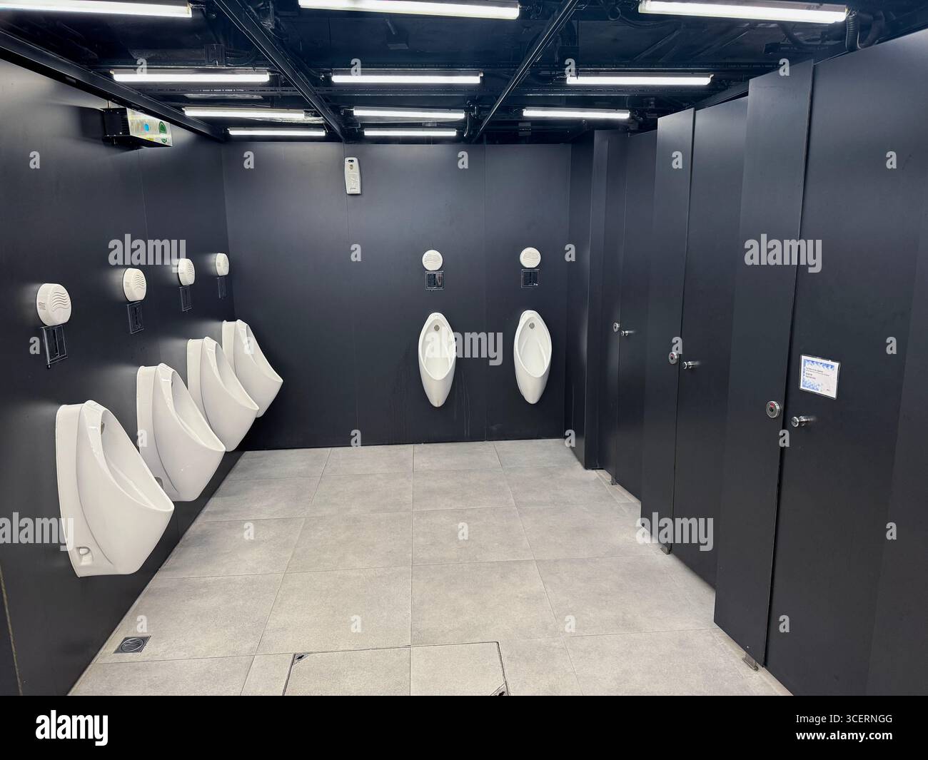 A sleek, modern gentlemen's toilet in the Hong Kong Cultural Centre in ...