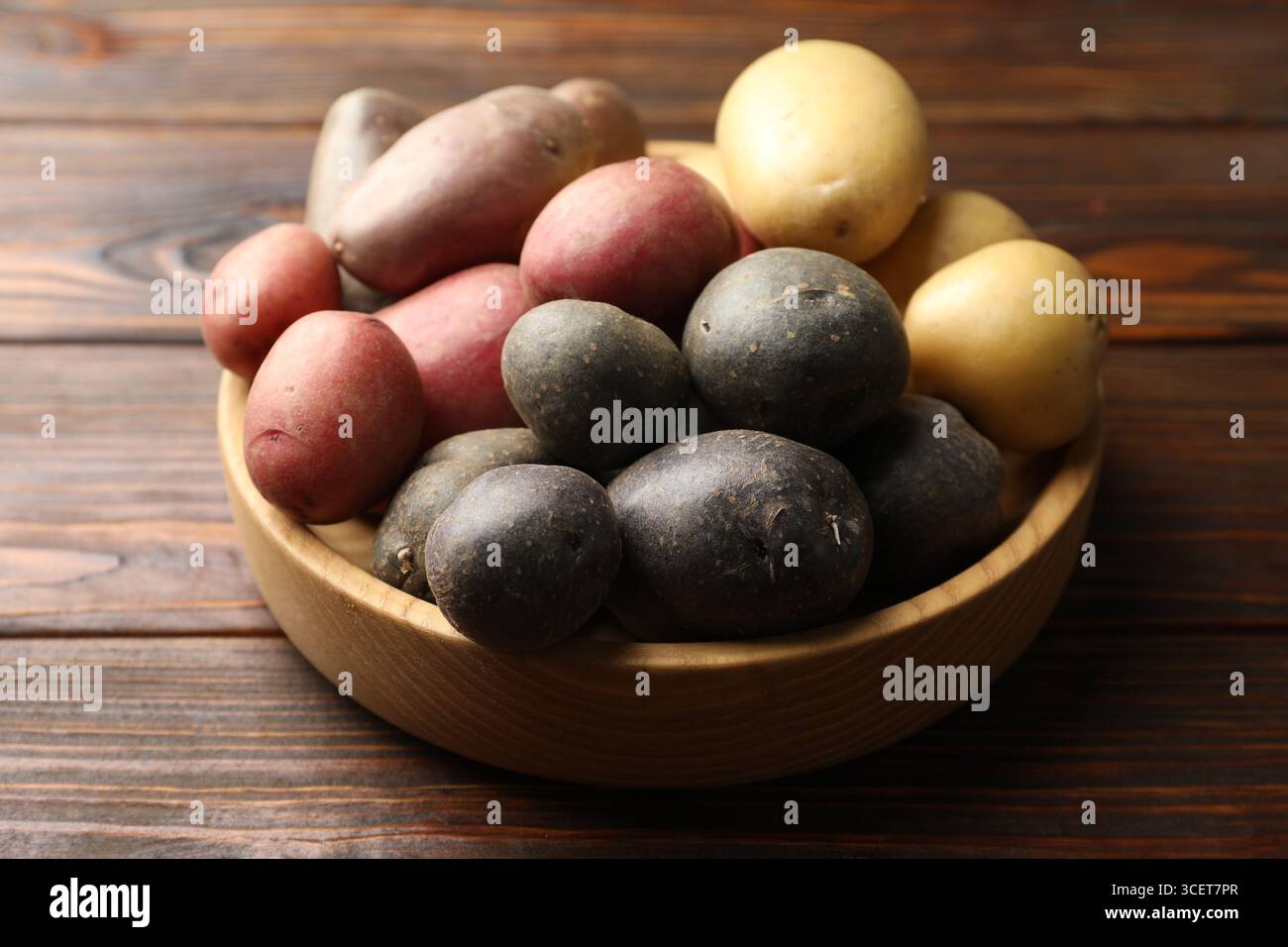 Different types potatoes in bowl hi-res stock photography and images ...