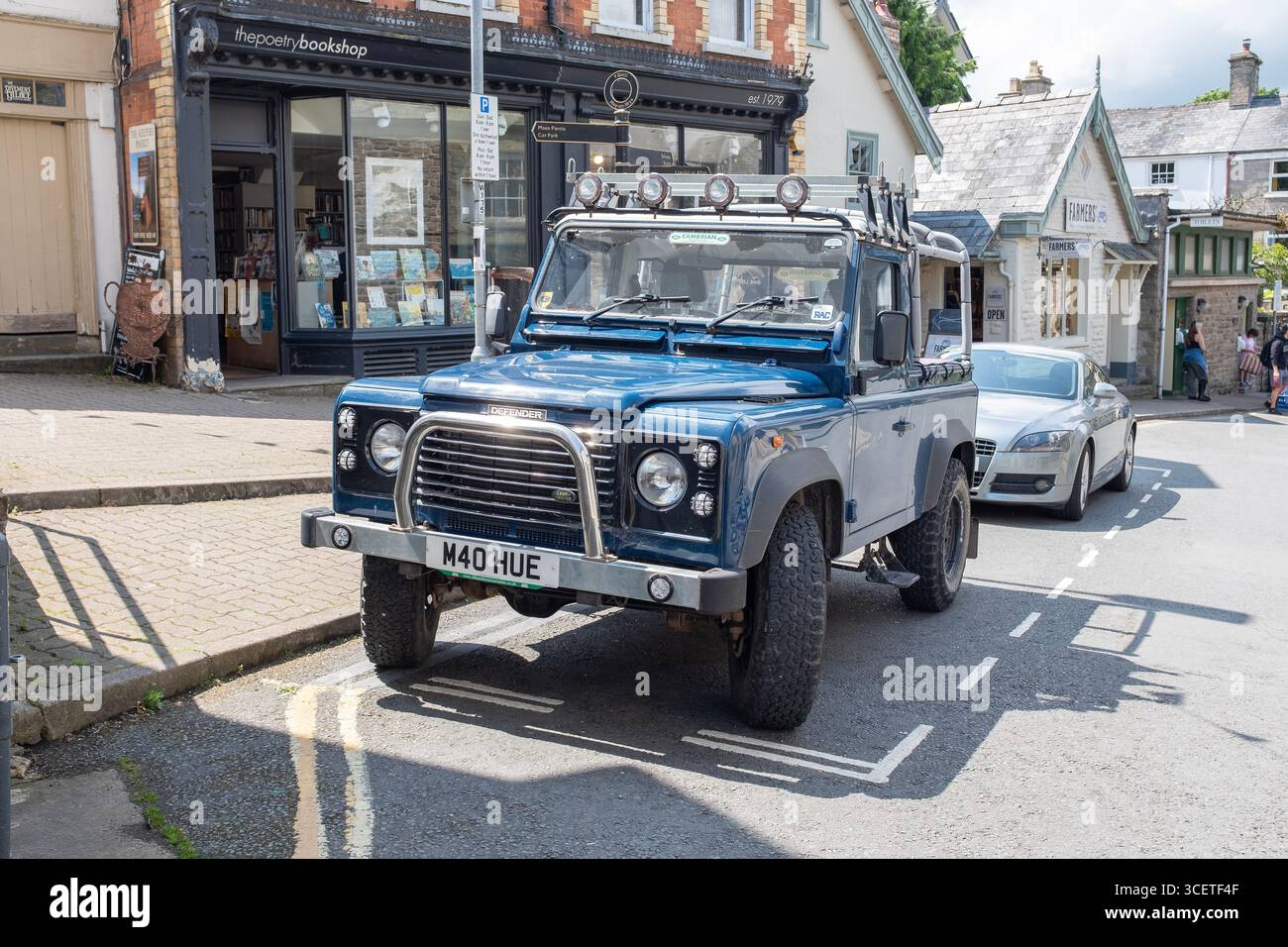 Bull in car hi-res stock photography and images - Alamy