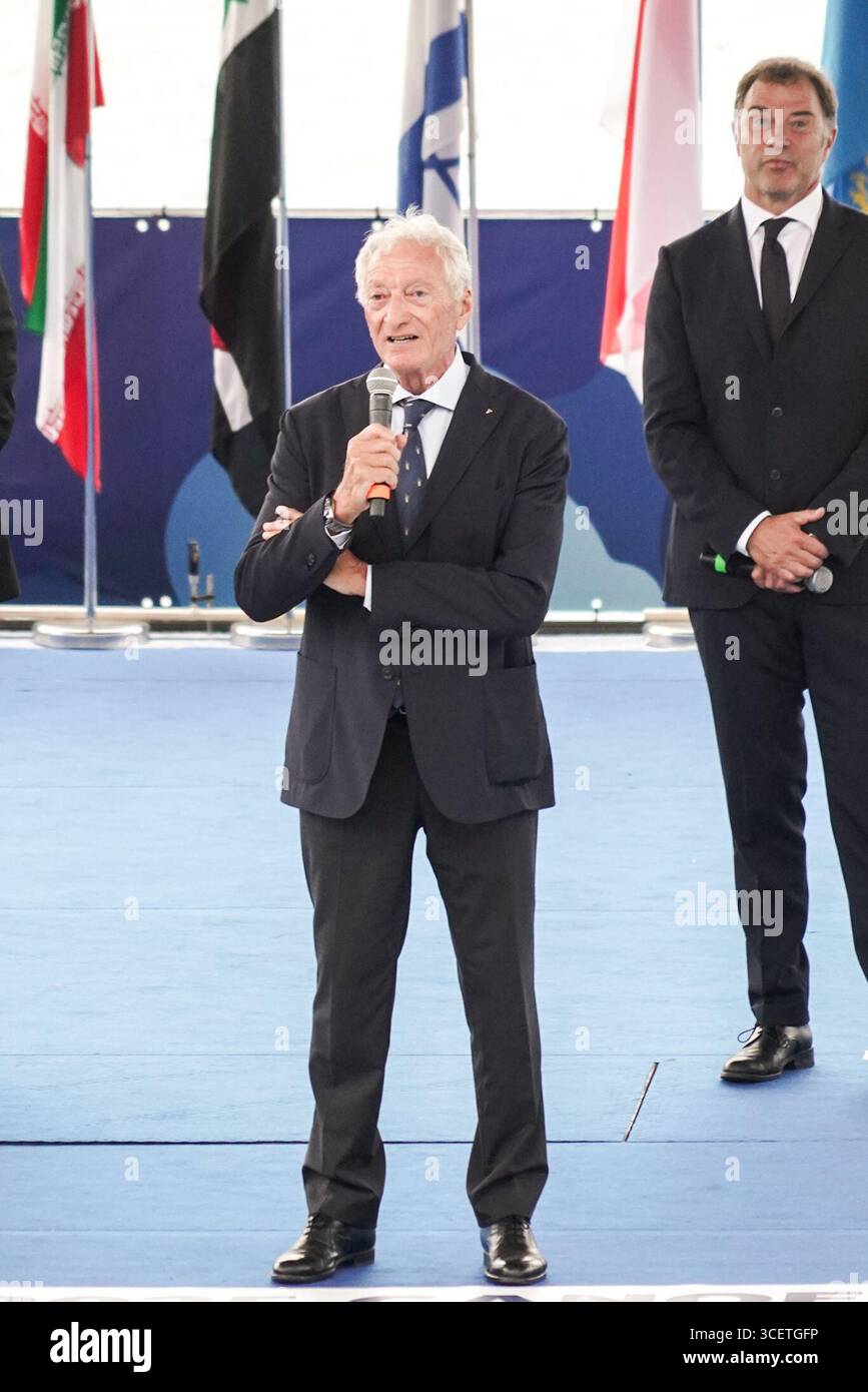 MILAN - The new CONI president, Luciano Buonfiglio, at the opening ...
