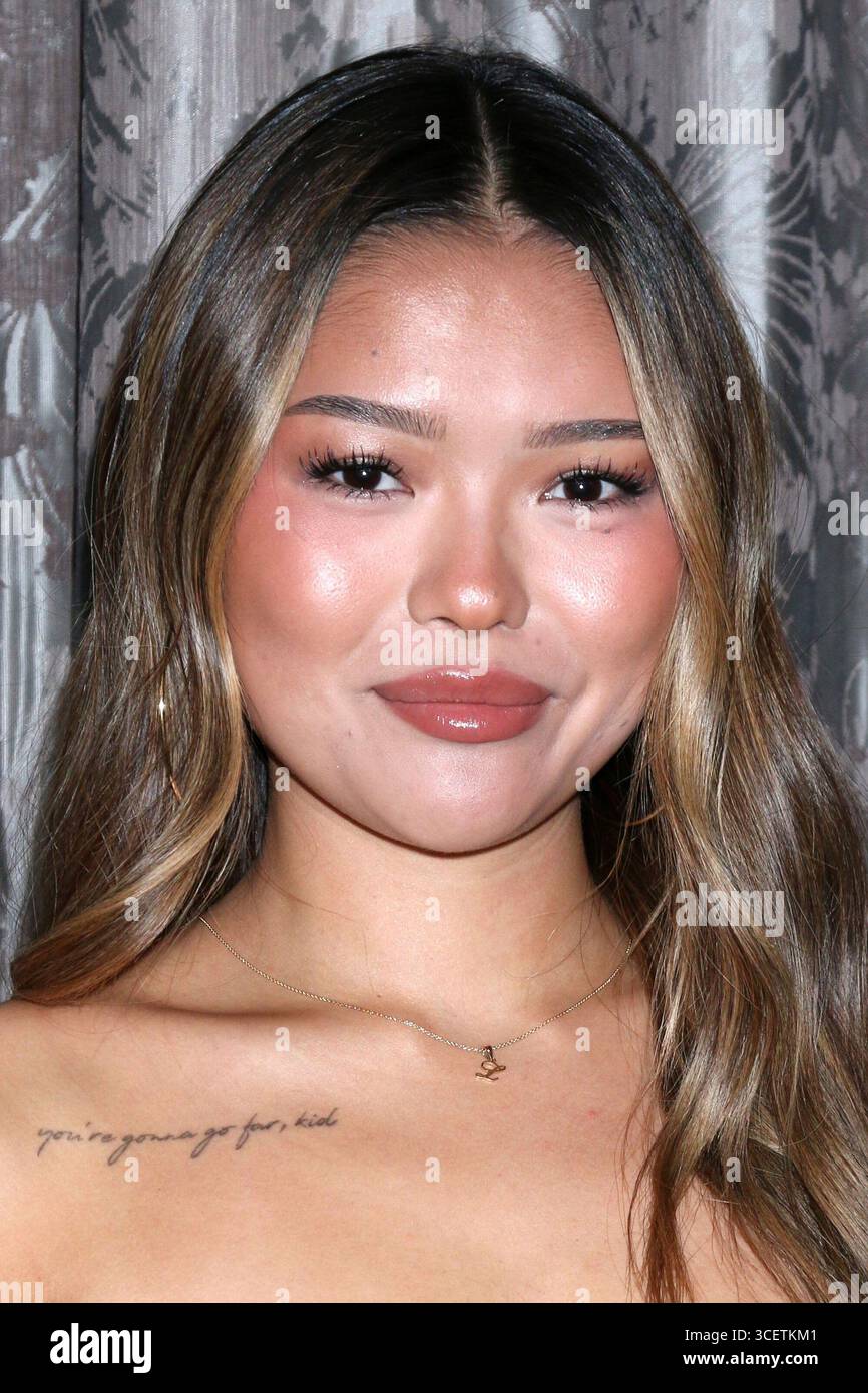 Lisa yamada hi-res stock photography and images - Alamy