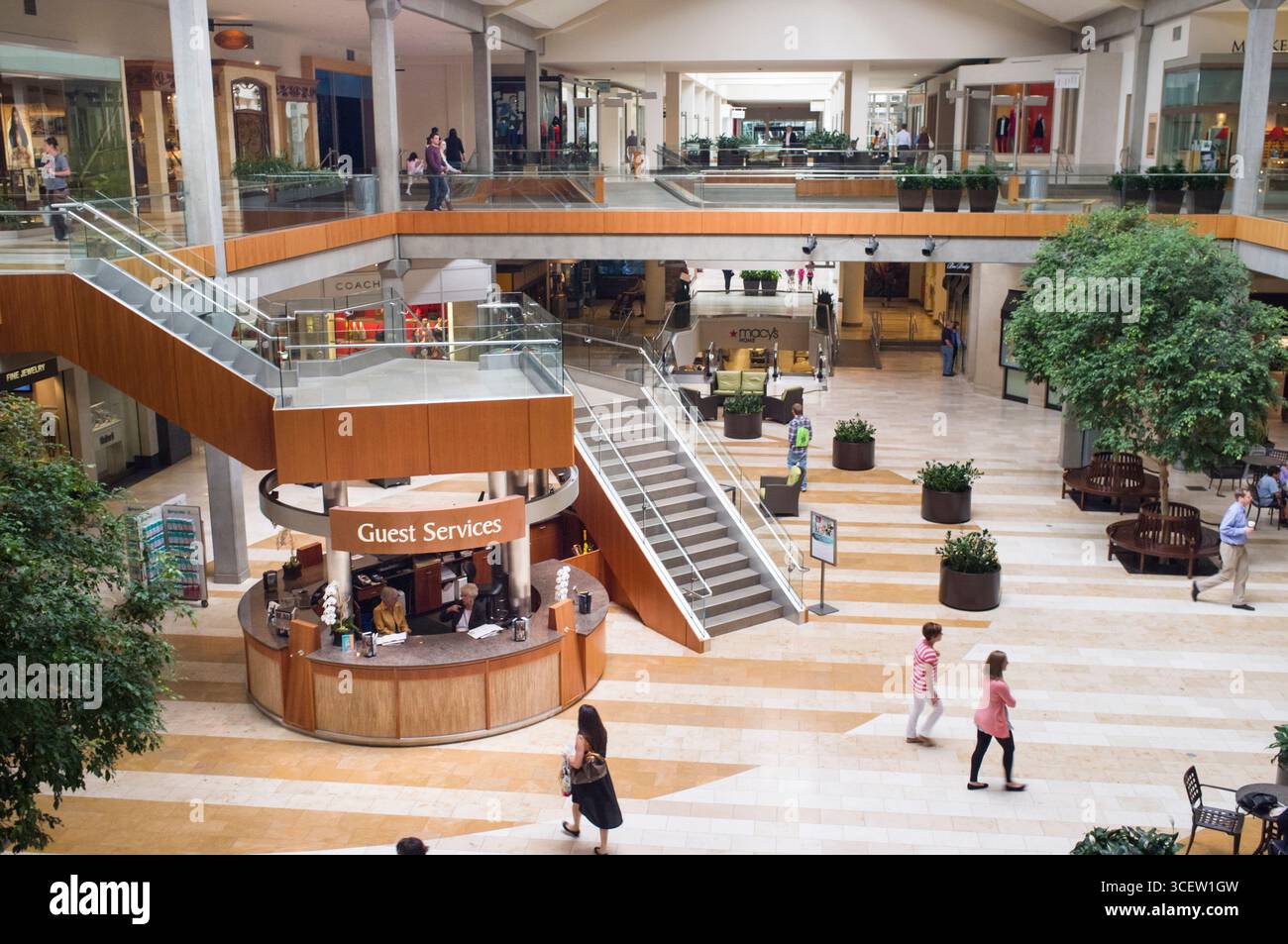 Guest Service kiosk in the center court of the Bellevue Square Shopping ...