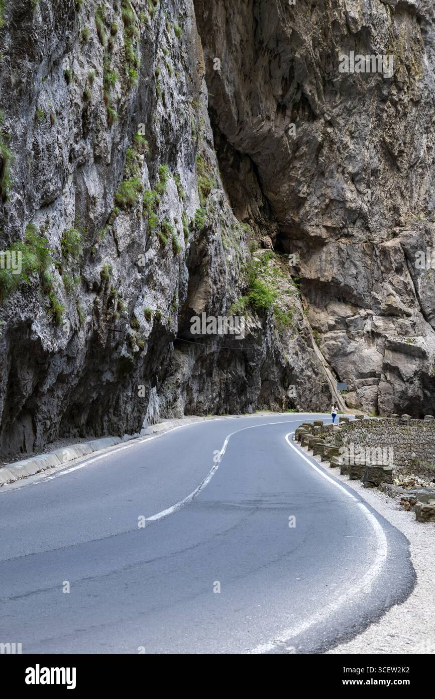 Road in bicaz gorge narrow hi-res stock photography and images - Alamy