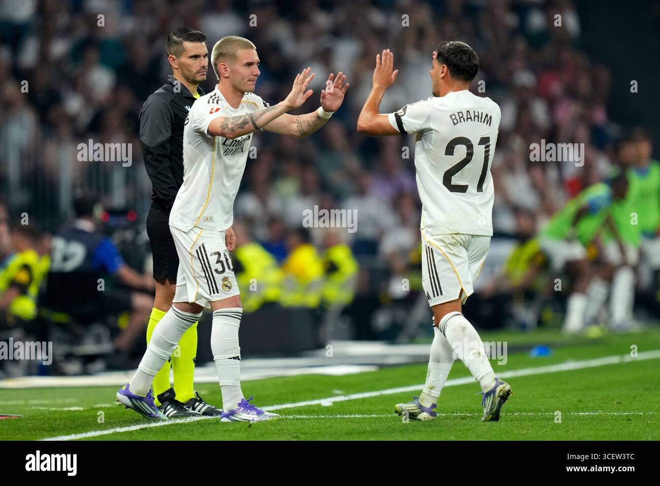 Franco Mastantuono and Brahim Diaz of Real Madrid CF during the La Liga EA Sports match, date 1 ...