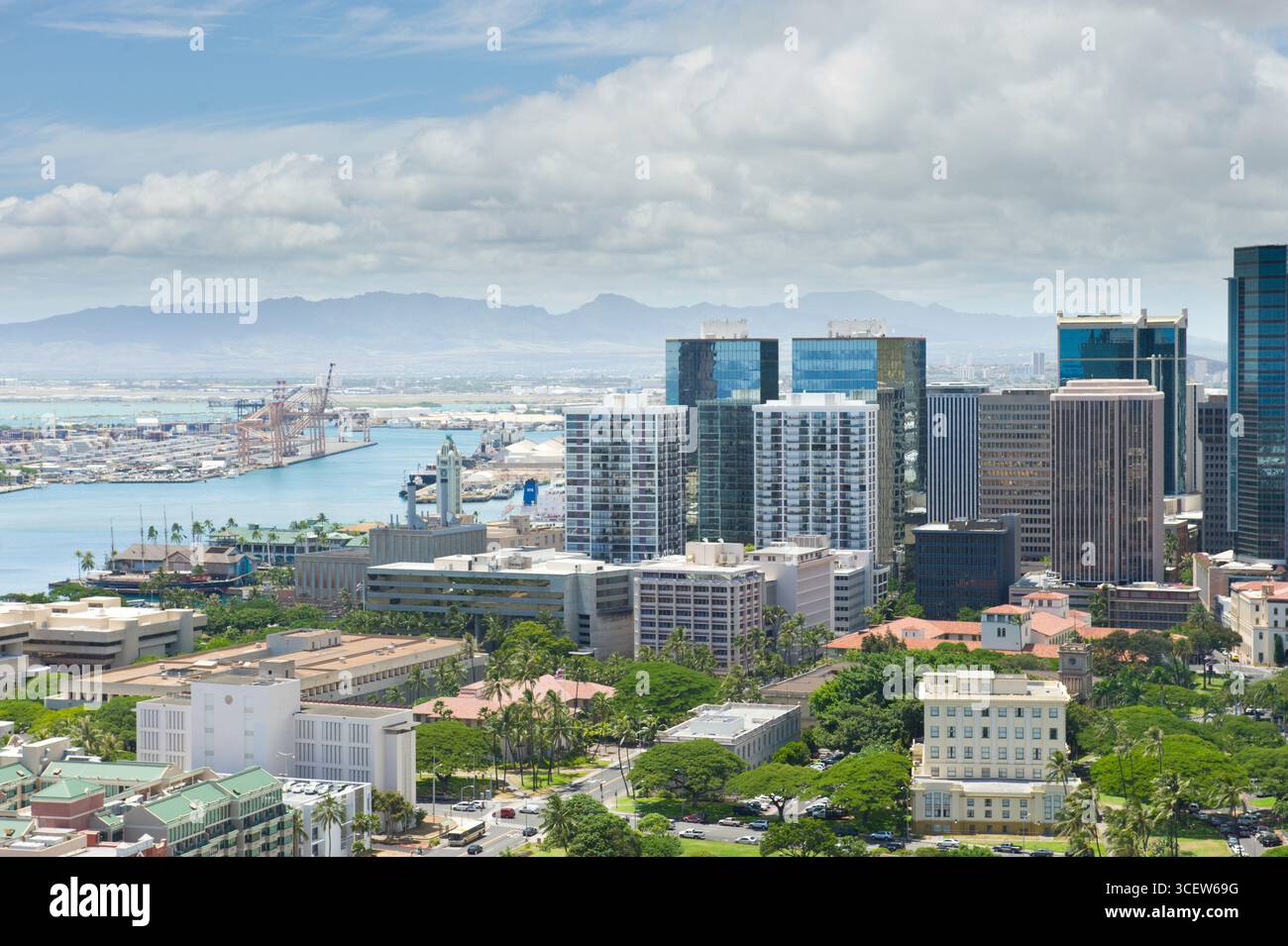 Aerial view of Honolulu Harbor, Honolulu, Hawaii, USA Stock Photo - Alamy