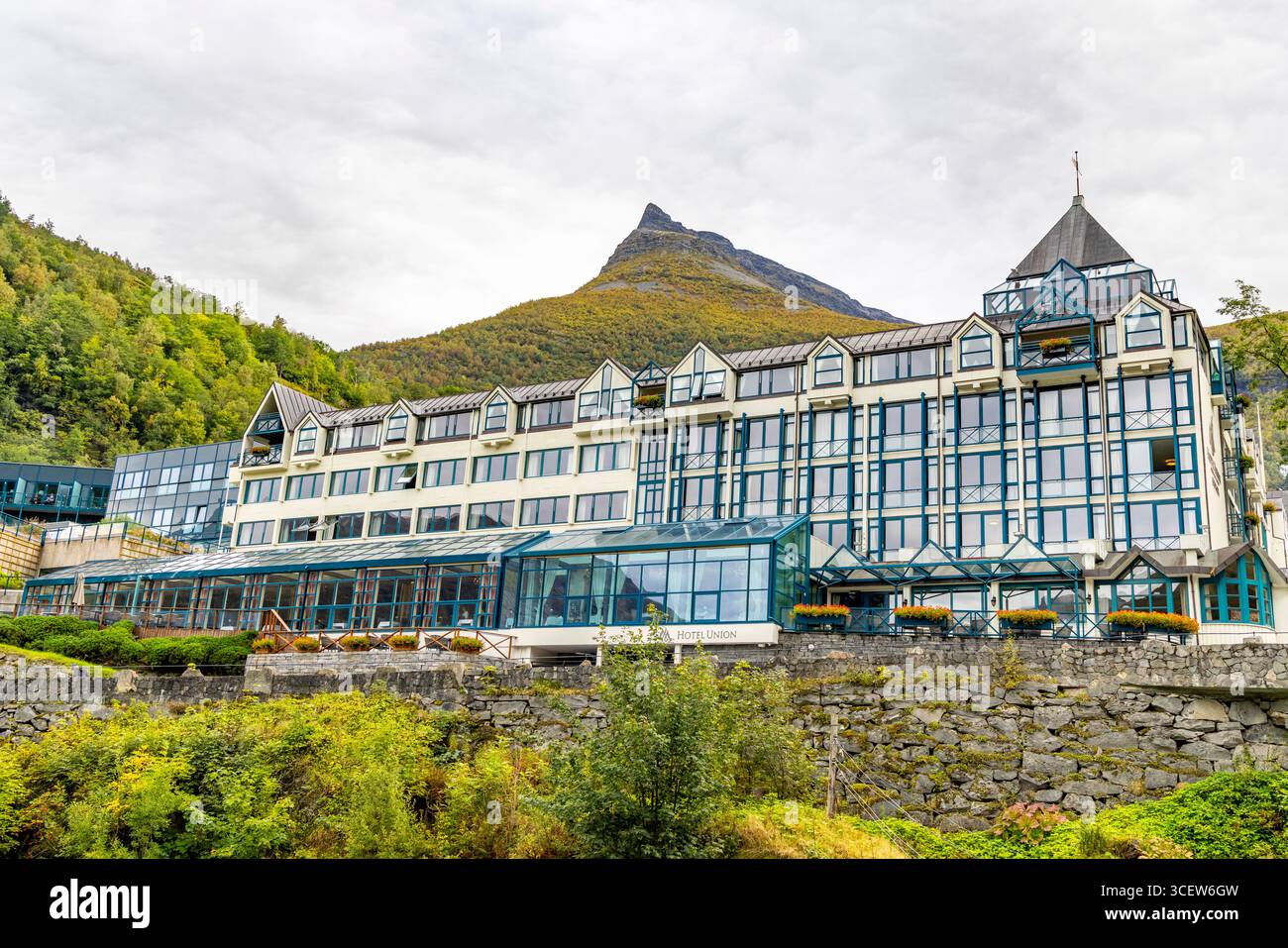 Geiranger village at the head of Geirangerfjord and the Hotel Union in ...