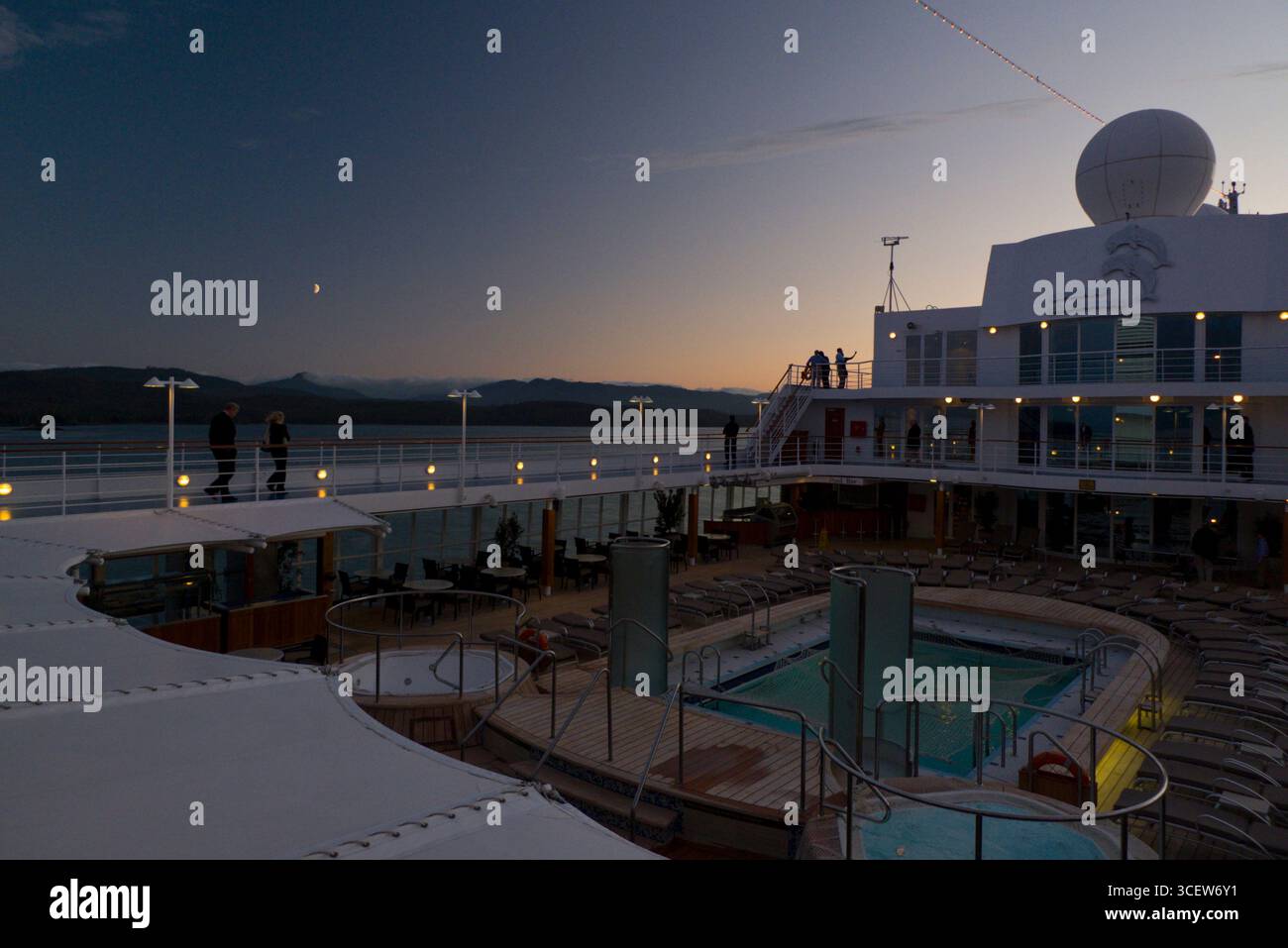 The Regency Seven Seas Navigator cruise ship at dusk northbound ...