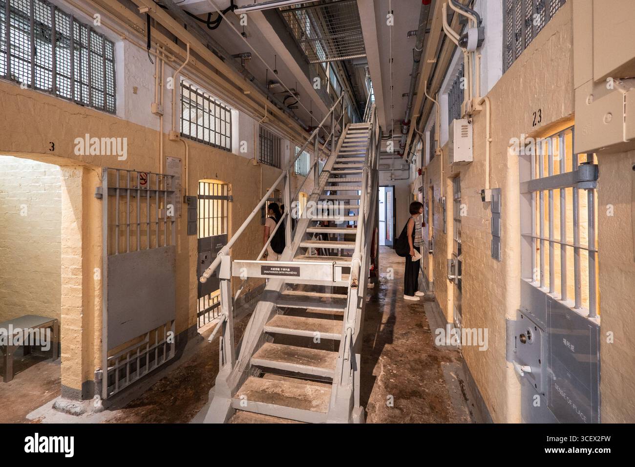 Police station interior hi-res stock photography and images - Alamy