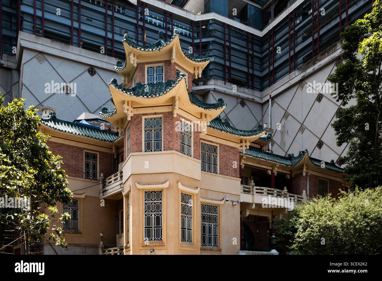 Haw Par Mansion, Tiger Balm Garden or Aw Boon Haw Garden, a mansion and ...