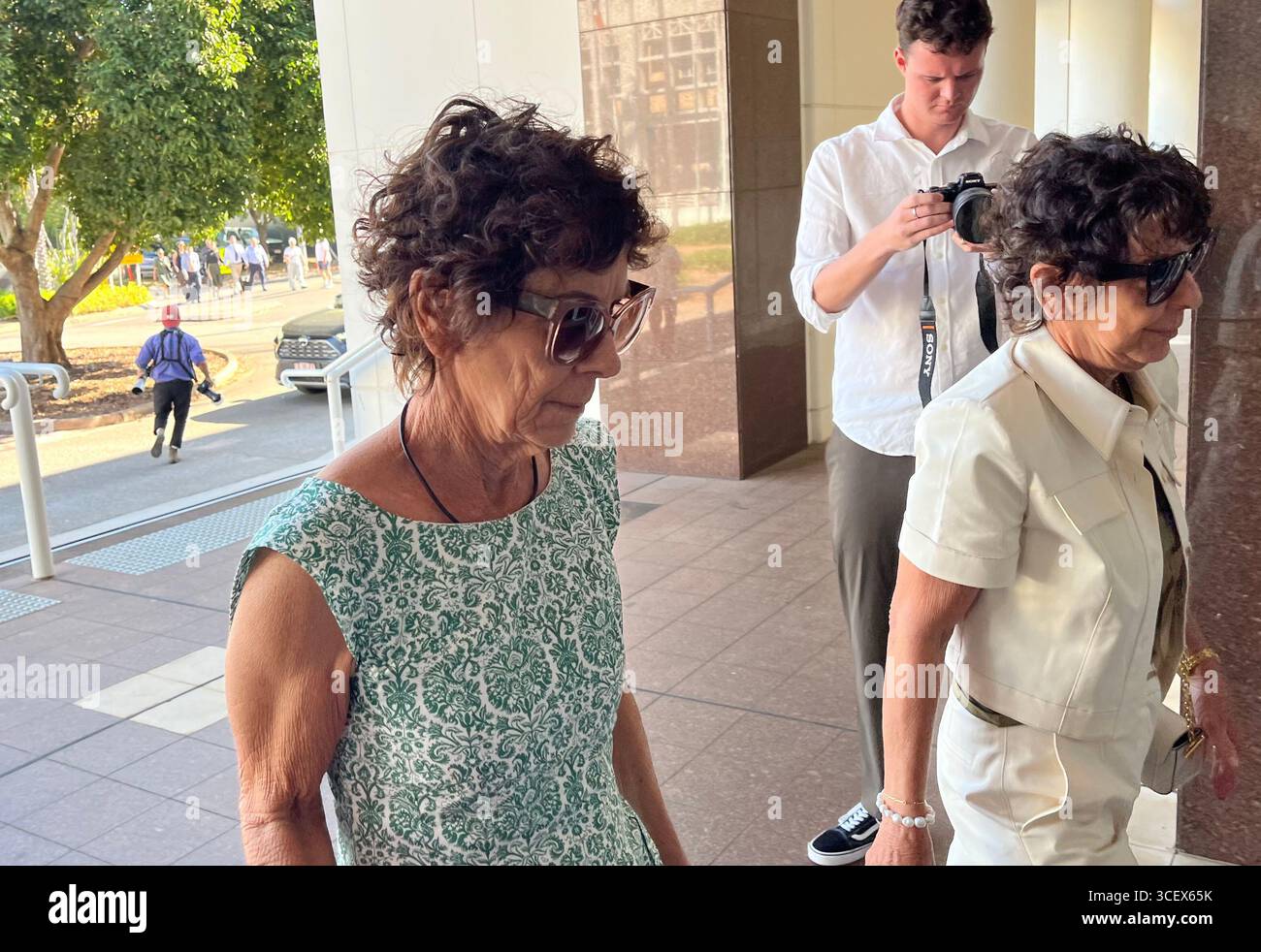 Noelene Chellingworth arrives at the Supreme Court, in Darwin ...