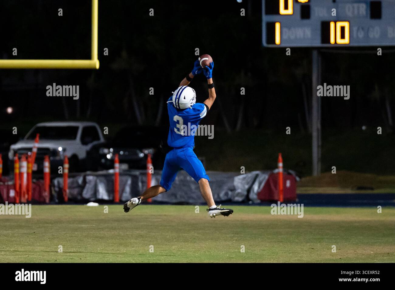 Sideline tension shot hi-res stock photography and images - Alamy