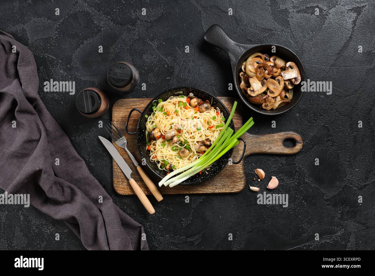 Frying pans tasty pasta hi-res stock photography and images - Alamy