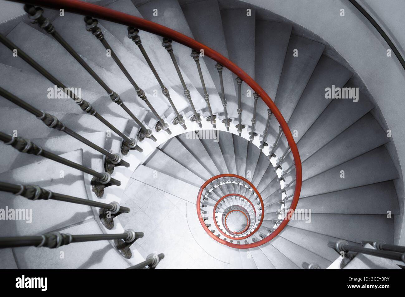 Arquitectura de fibonacci hi-res stock photography and images - Alamy