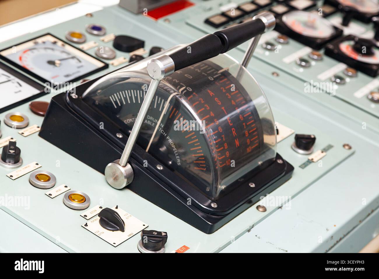 Industrial control panel levers hi-res stock photography and images - Alamy