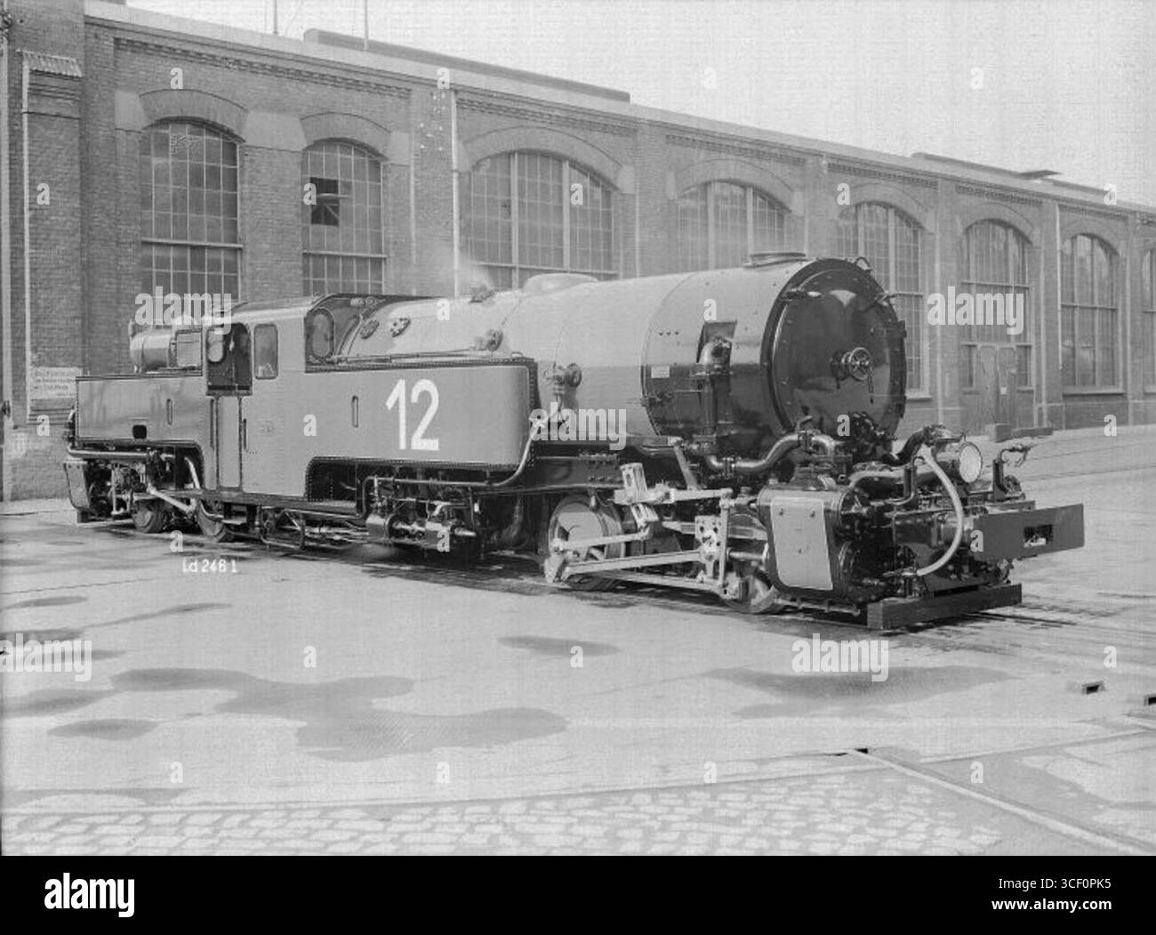 Articulated Black and White Stock Photos & Images - Alamy