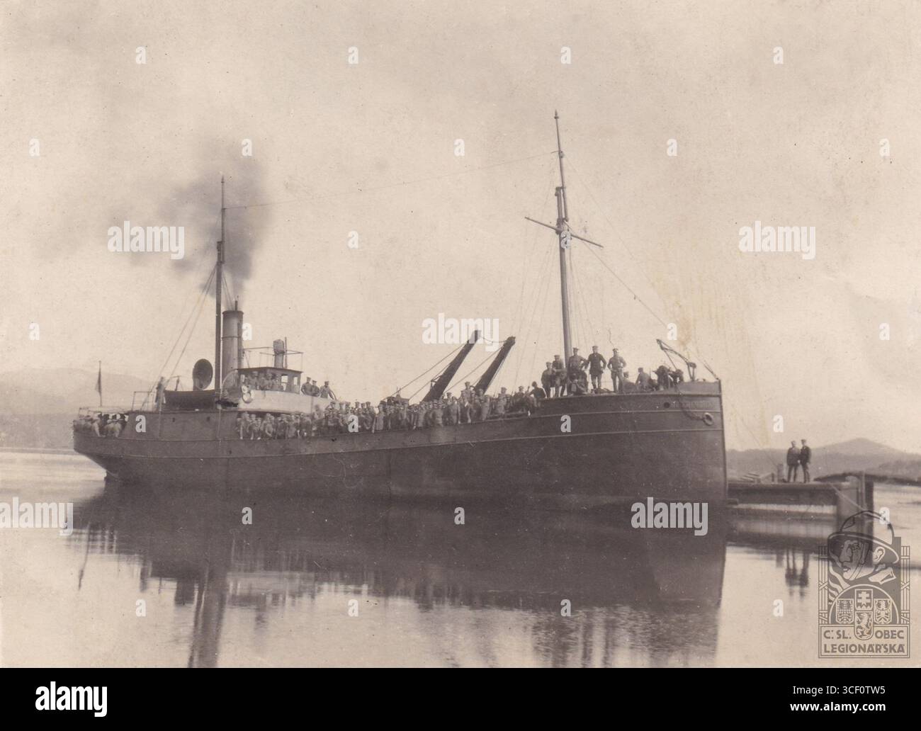 This photograph shows the Russian steam-powered minesweeper, Smelchak ...