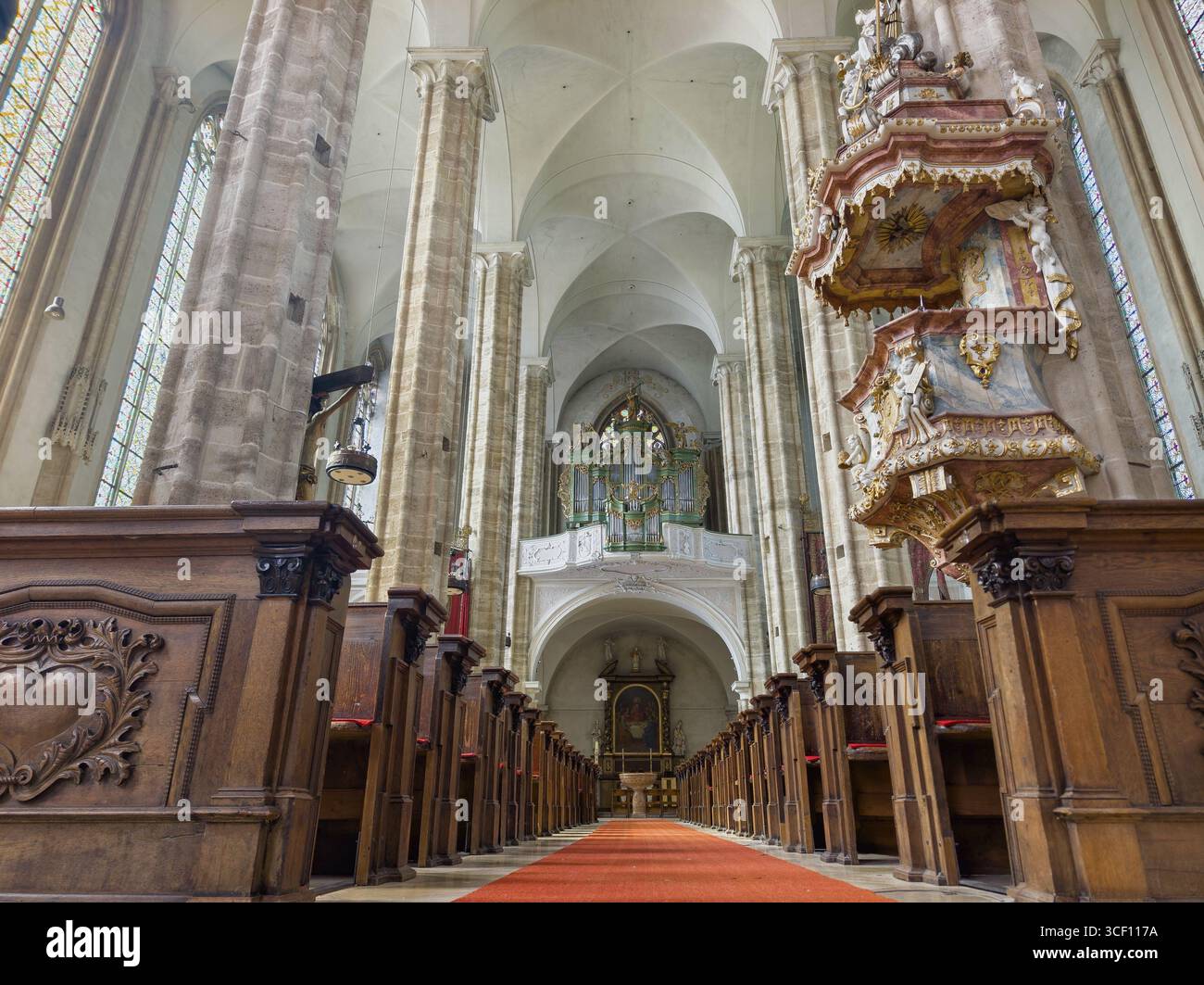 Gothic church gallery detailed hi-res stock photography and images - Alamy