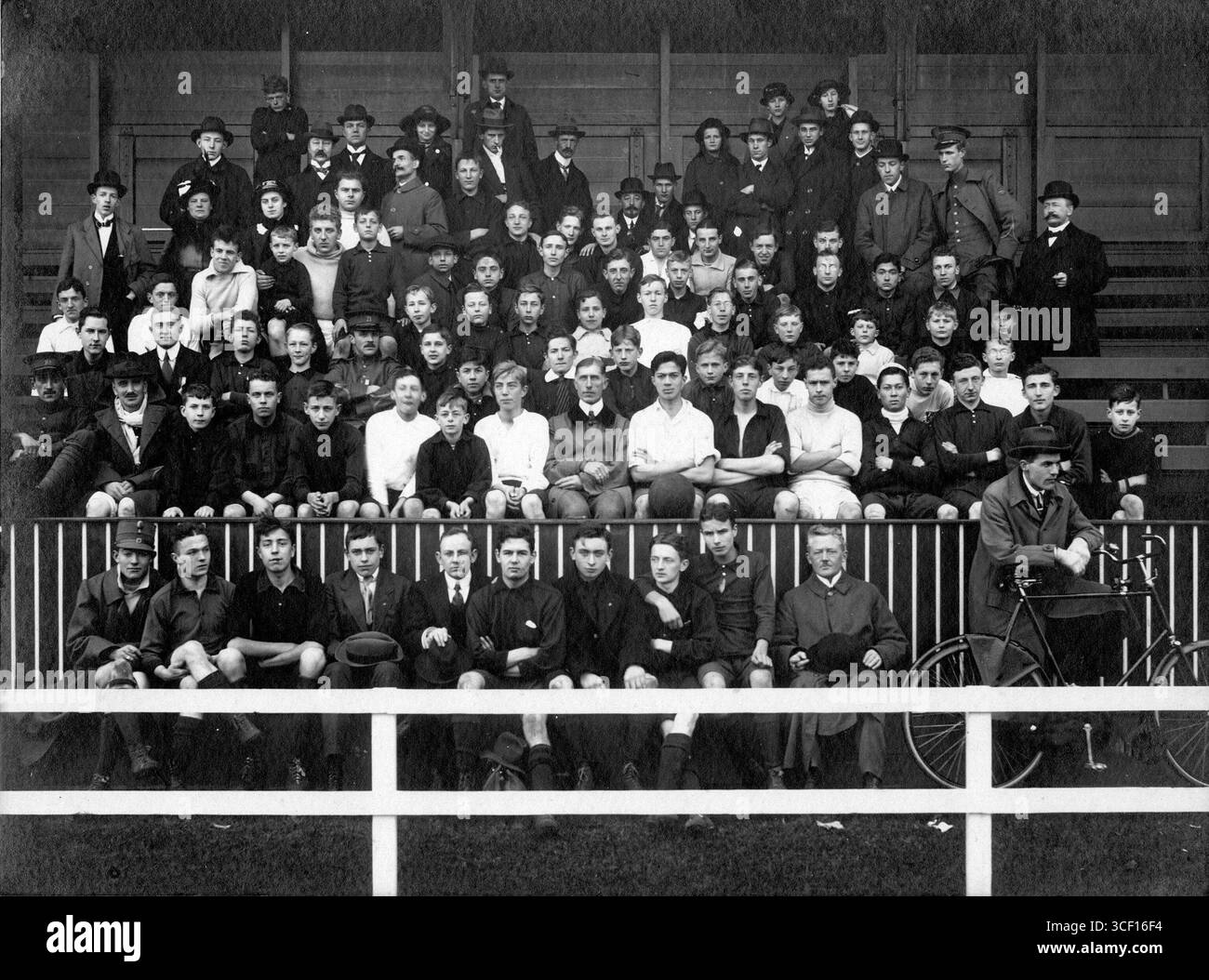 A photo of Haarlemsche Football Club, taken in December 1915, showing ...
