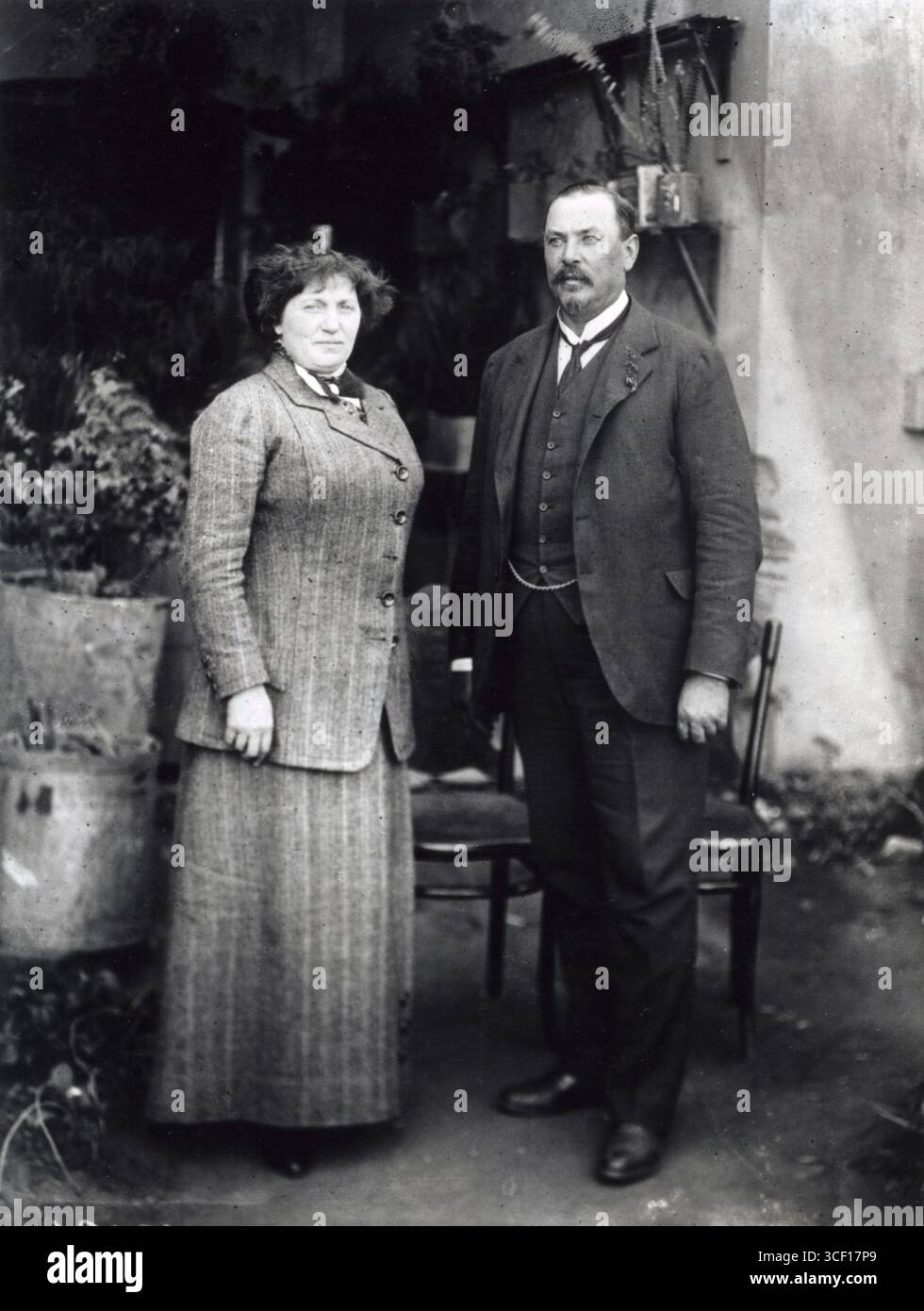 General Louis Botha, the first prime minister of South Africa, with his ...