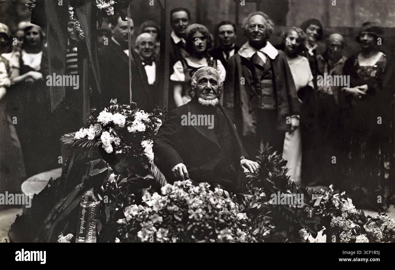 Louis Bouwmeester Sr. (1842-1925) at an honorary performance in 1924 ...