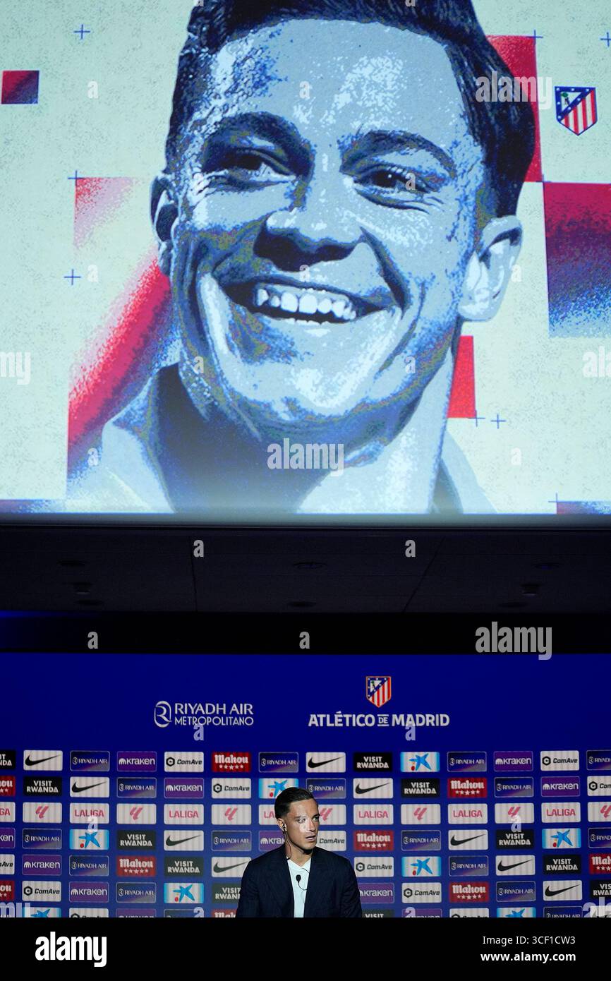 Atletico de Madrid's new player Giacomo Raspadori during his official ...
