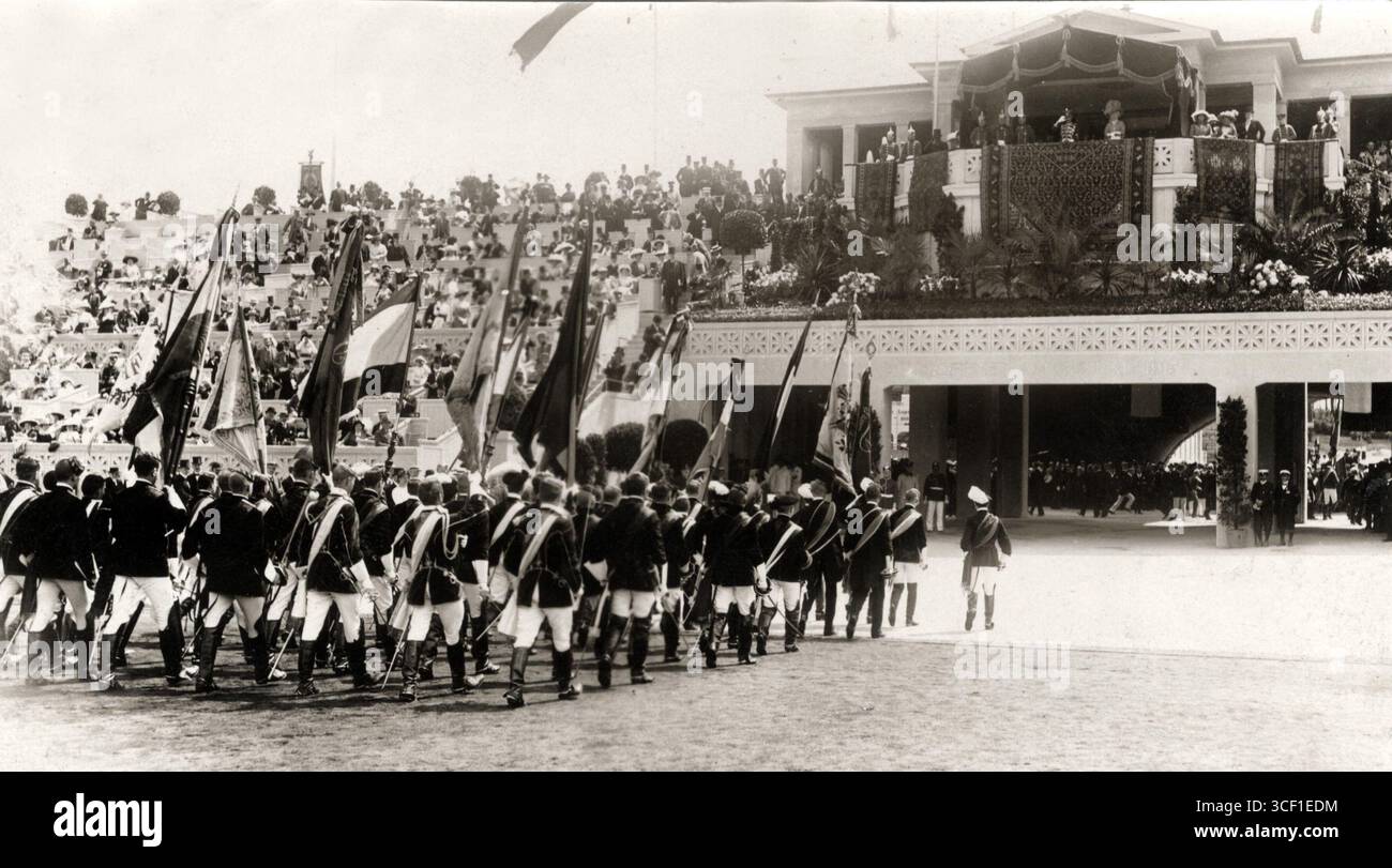 A parade of 30,000 athletes at the opening of the German Stadium in ...