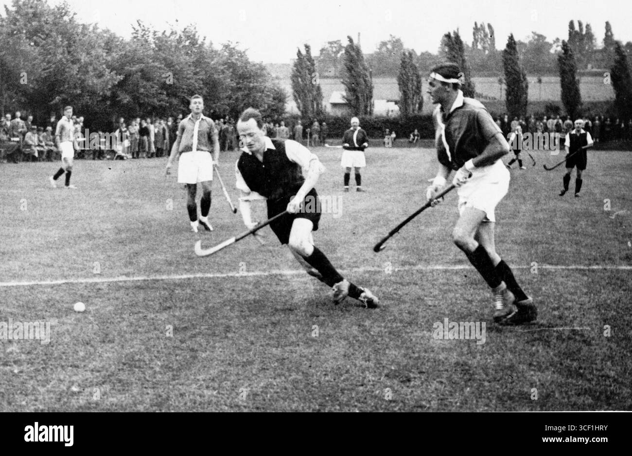 1935 soccer scoreboard hi-res stock photography and images - Alamy