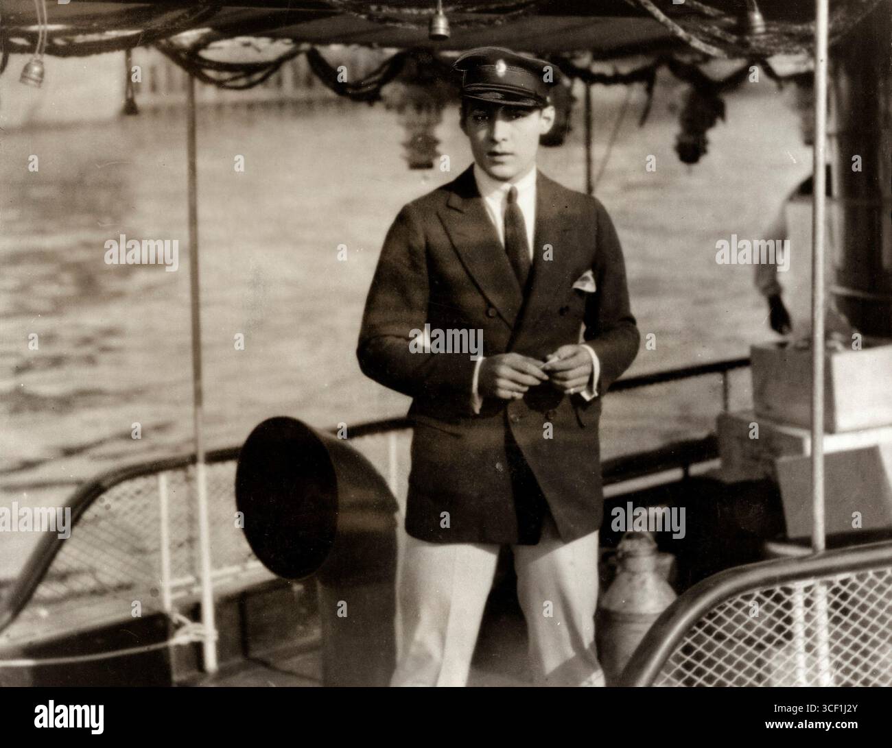 The famous actor Rudolf Valentino appears in the film *The Crusade of ...