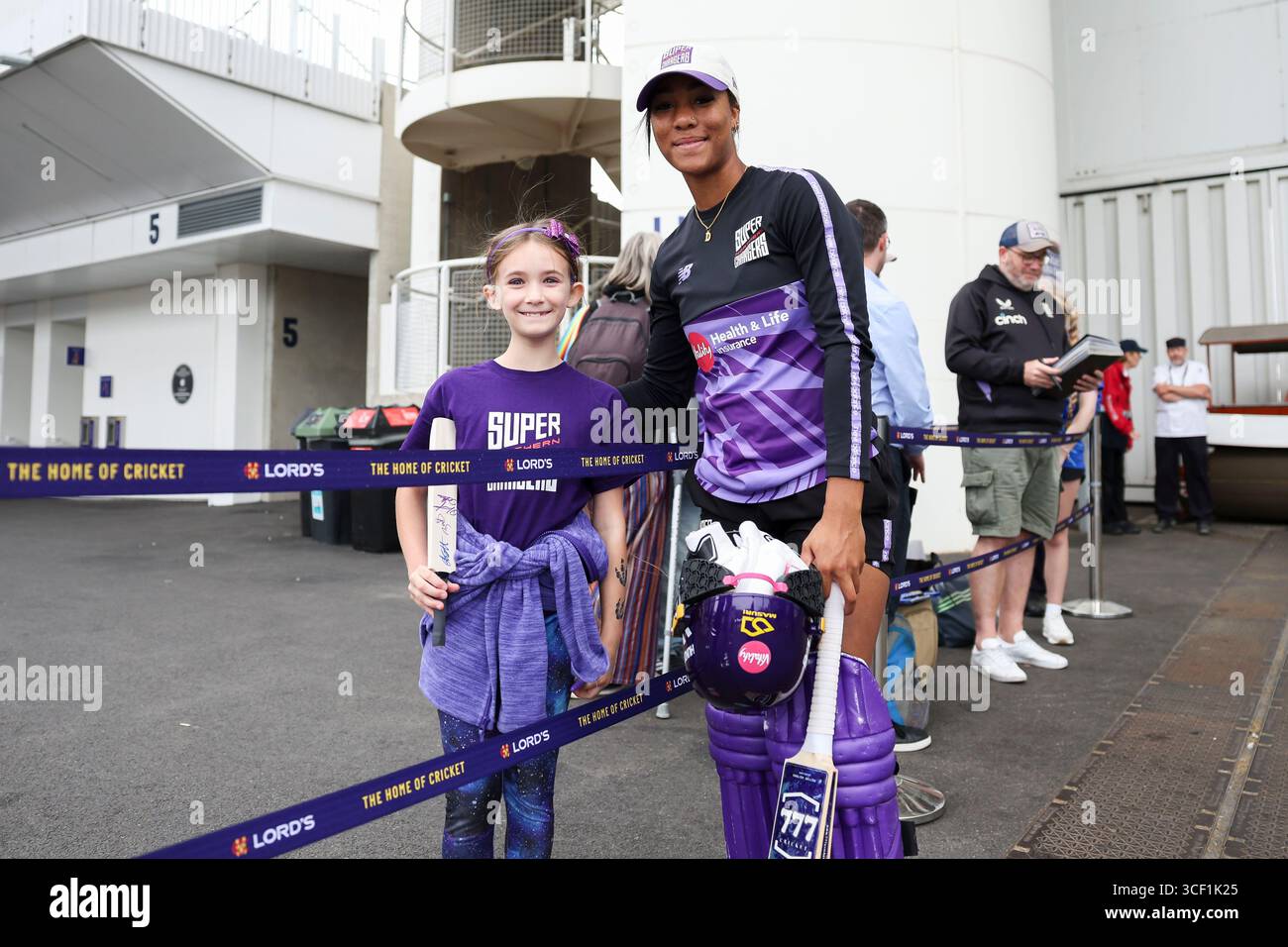 Lords, London, UK. 20th Aug, 2025. The Hundred Womens Cricket, London ...