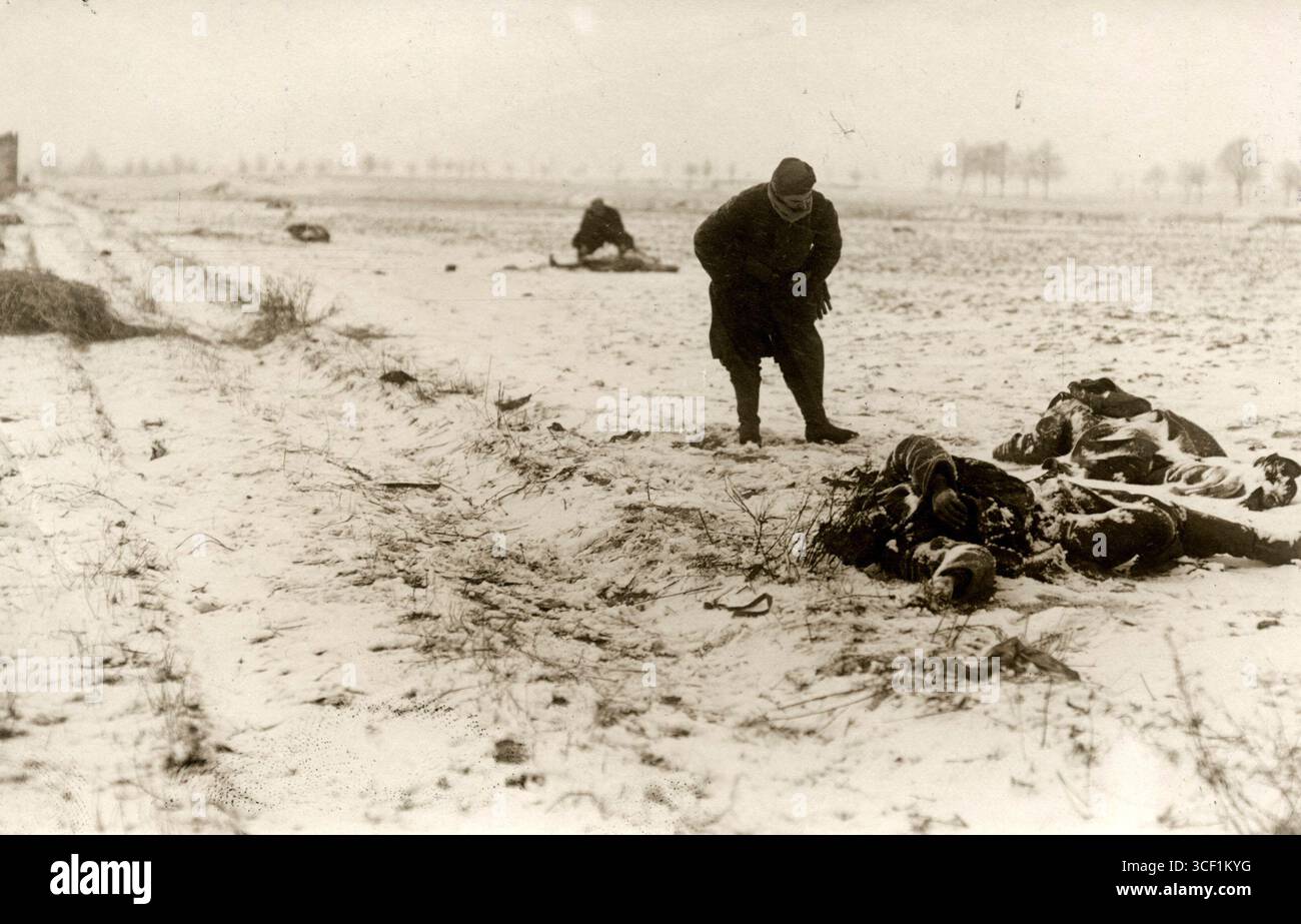 Dead bodies wwi hi-res stock photography and images - Alamy