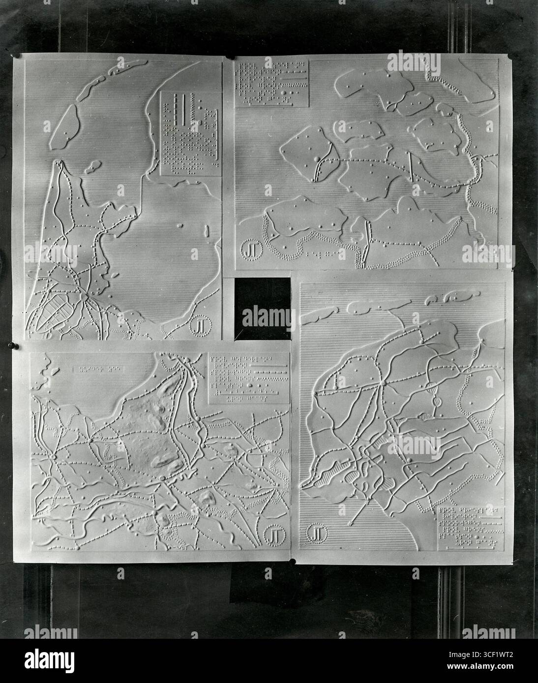 Kaarten voor blinden hi-res stock photography and images - Alamy