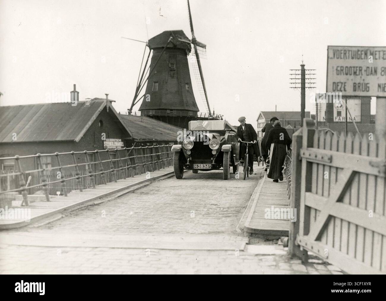 Wegplanning hi-res stock photography and images - Alamy