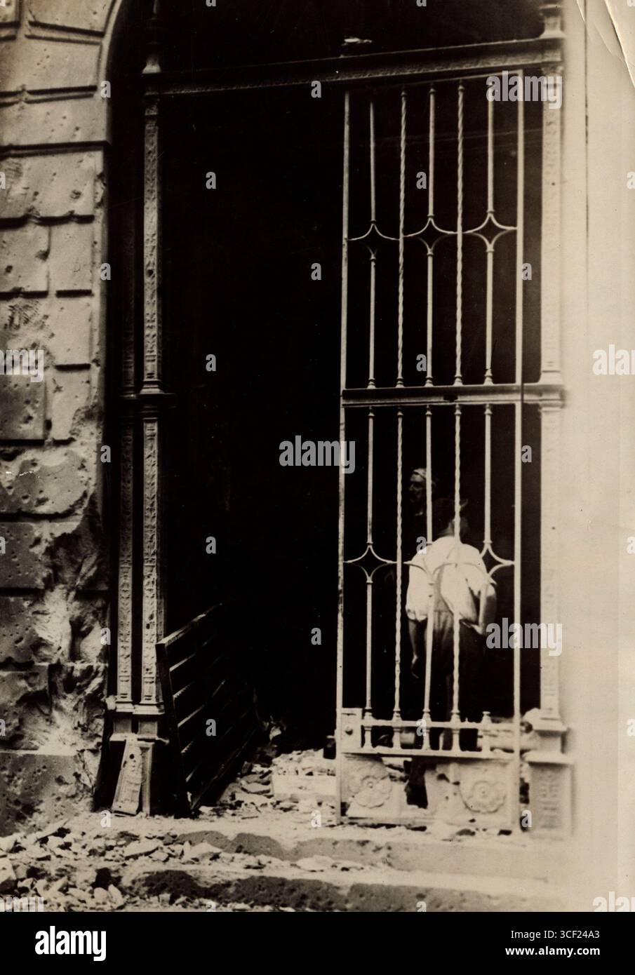 On September 16, 1920, a bomb exploded at the Morgan Bank on Wall ...