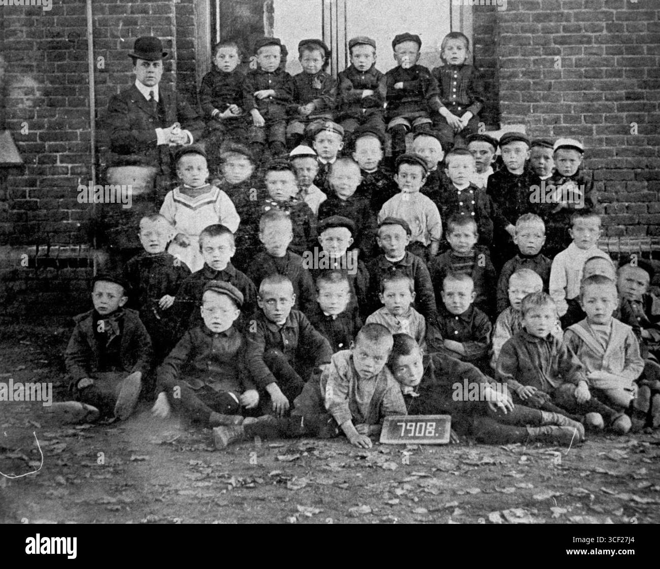 A school photo from Blerick in 1908 showing the teacher, Meester Van ...