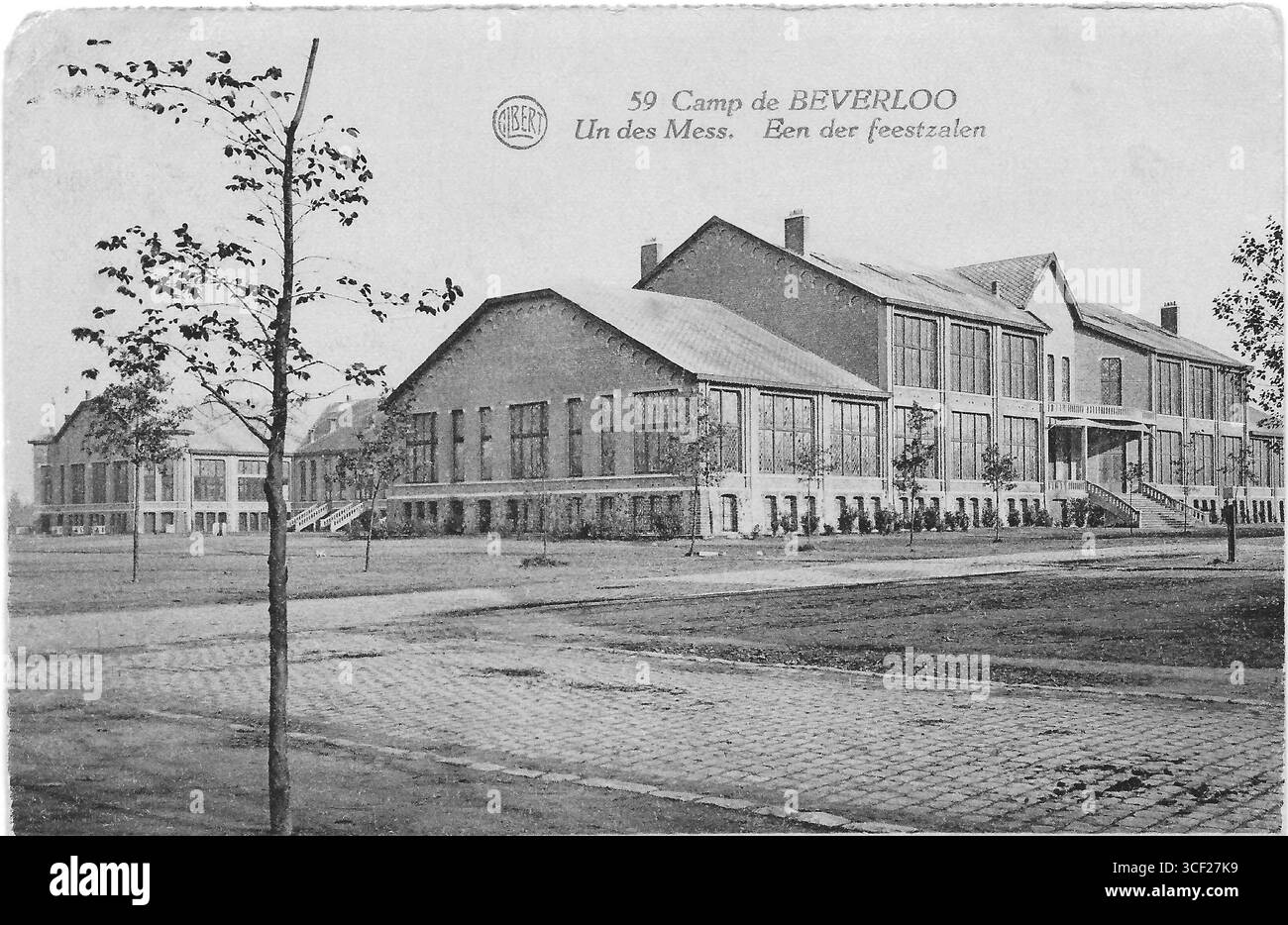 This image depicts a celebration hall in the Beverlo barracks, located ...