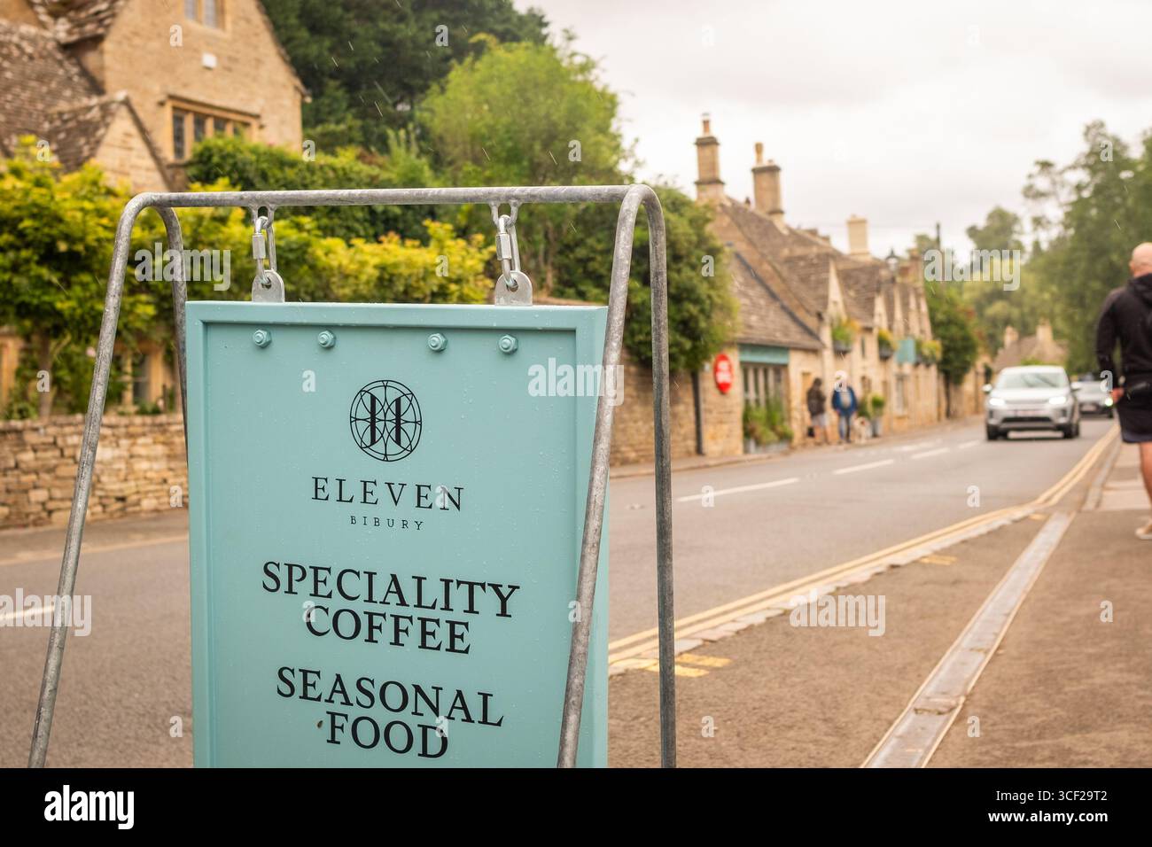 BIBURY, COTSWOLDS- UK- AUGUST 4, 2025: Eleven cafe in Bibury village in ...