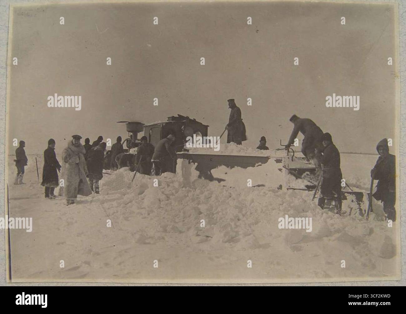 A photograph taken between 1915 and 1918 showing the excavation of a ...