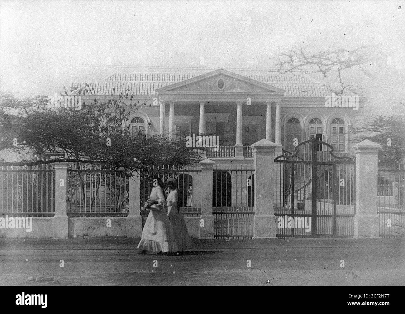 Curacao colonial architecture Black and White Stock Photos & Images - Alamy