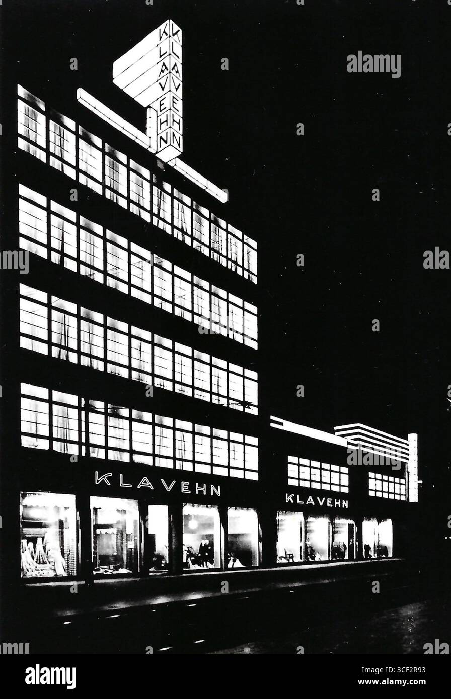 Nighttime photograph of the Klavehn department store on Breiter Weg in ...