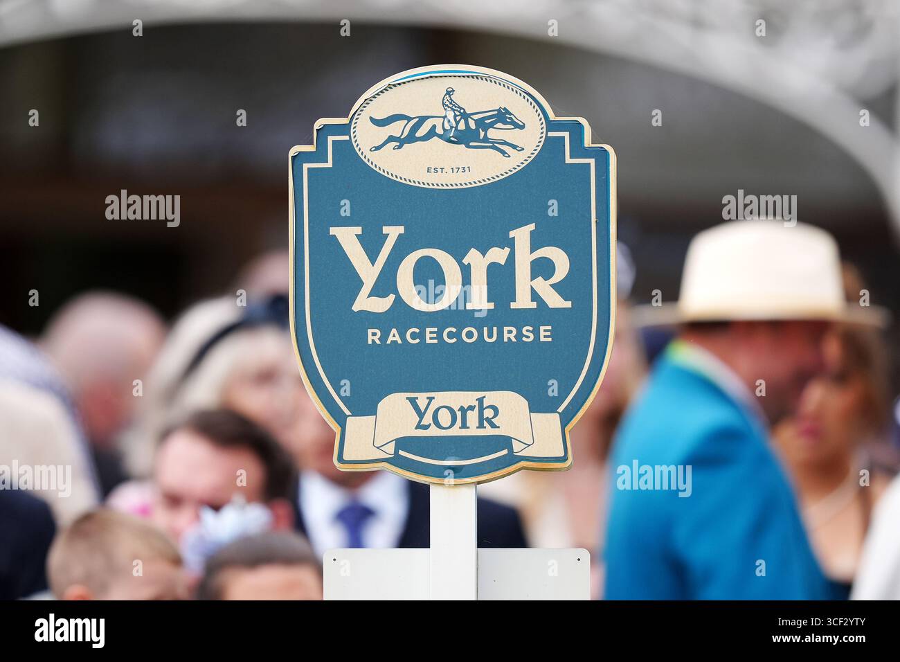 York Racecourse signage. Picture date: Wednesday August 20, 2025 Stock ...