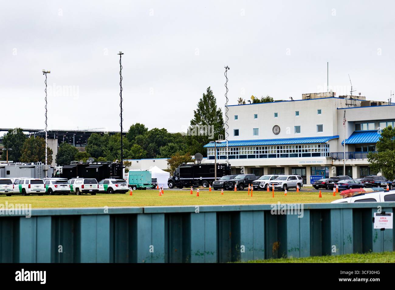August 20, 2025, Washington, District Of Columbia, USA: Mobile command ...