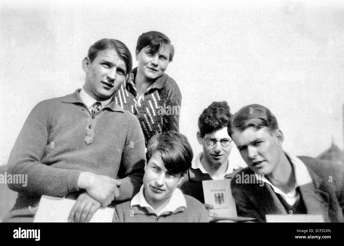 The 1930 graduate class of Schule am Meer, a progressive school on the ...