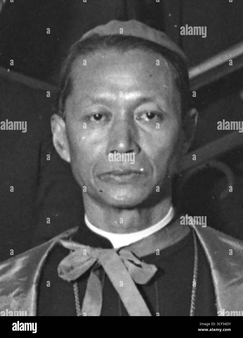 This December 1926 photo features Mgr Tsou alongside other Chinese ...