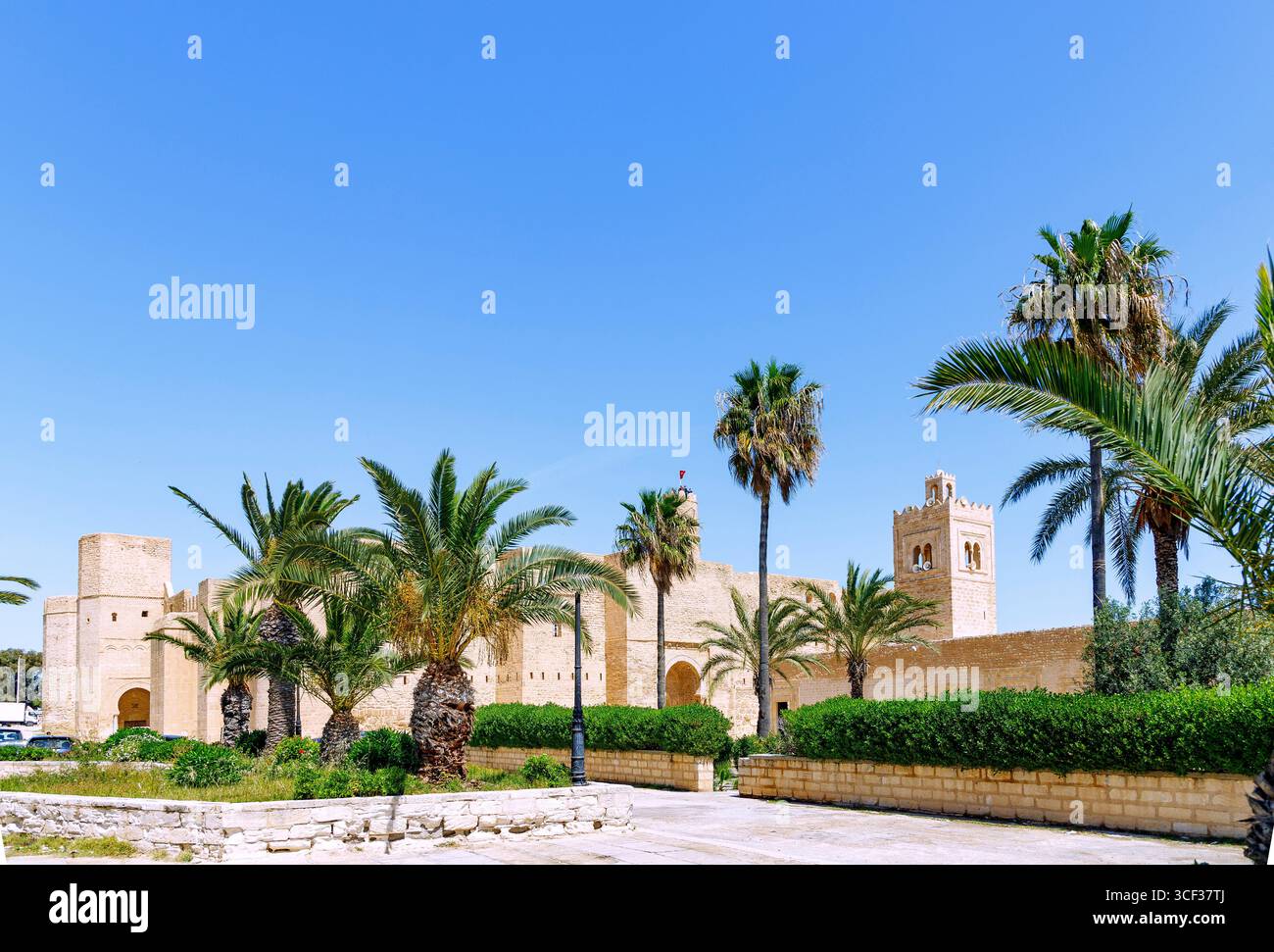 Ribat fortified monastery in the old town medina of monastir hi-res ...