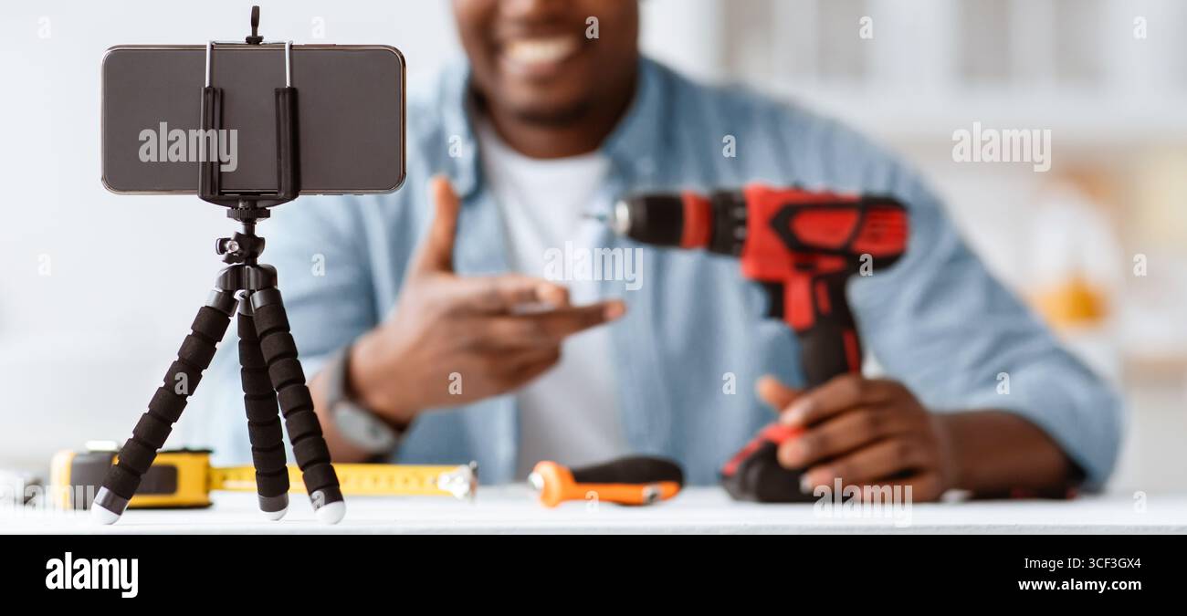 Review modern electric drill hi-res stock photography and images - Alamy