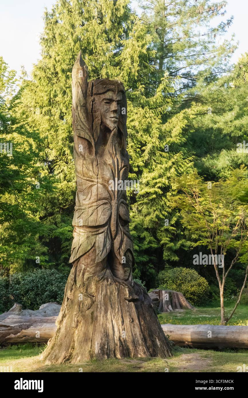 England, Somerset, Bath, Botanical Gardens, The Bath Totem Pole Stock ...