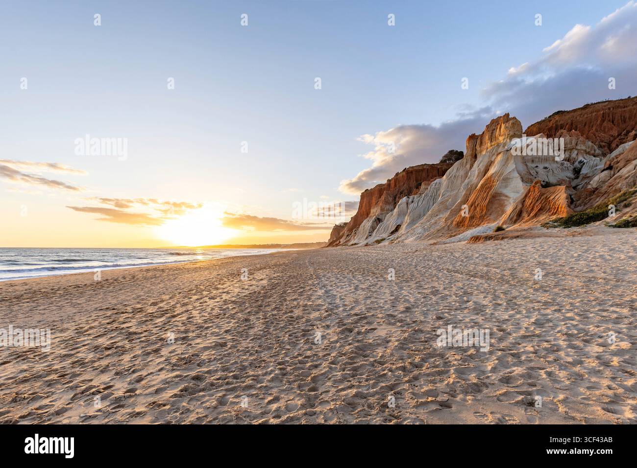 Sunshine on rock praia hi-res stock photography and images - Alamy