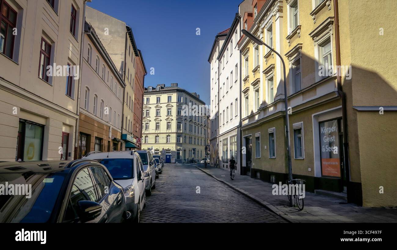 Typical munich apartment hi-res stock photography and images - Alamy