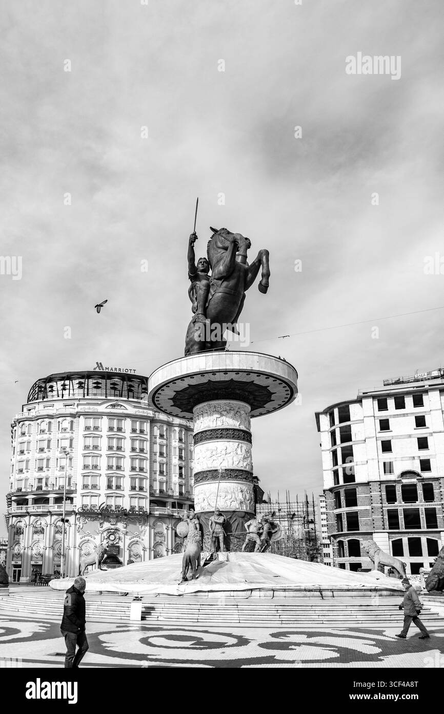Statue sculpture skopje macedonia Black and White Stock Photos & Images ...